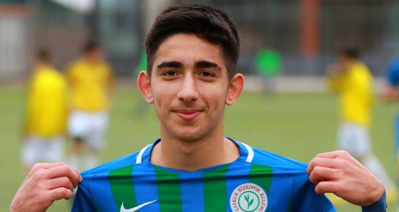 RİZE'DE REKTÖRLÜĞE ADAY OLDUĞUNU AÇIKLADI